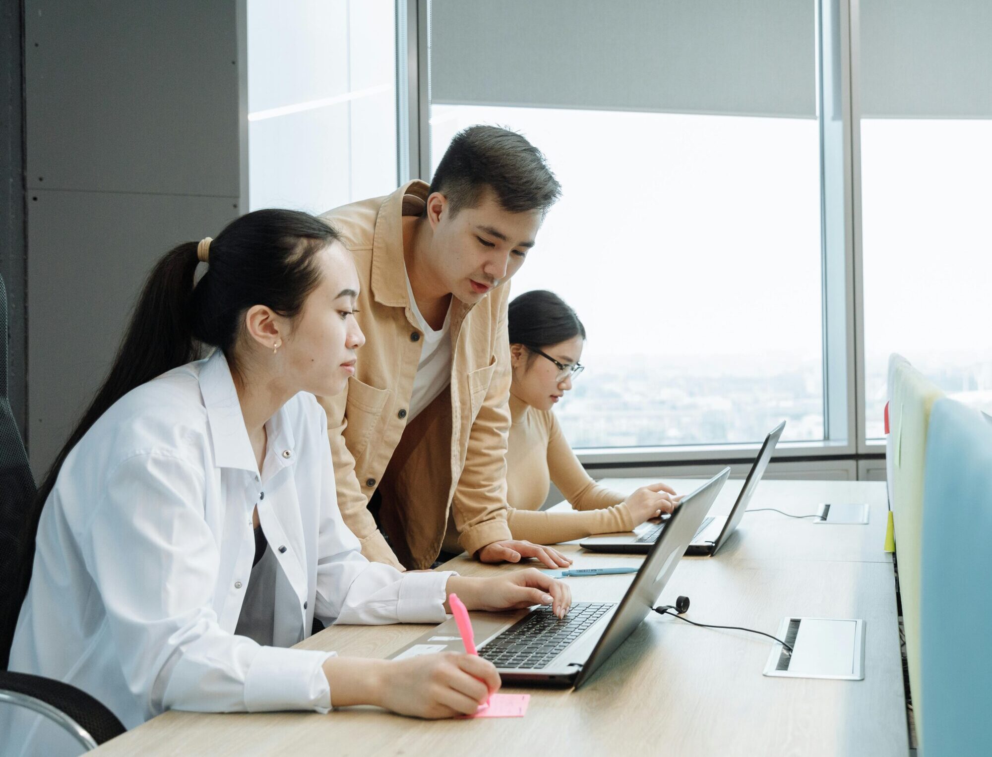 2-Day (AI-Enhanced) Design Thinking for Mid-Life Transition - Hong Kong